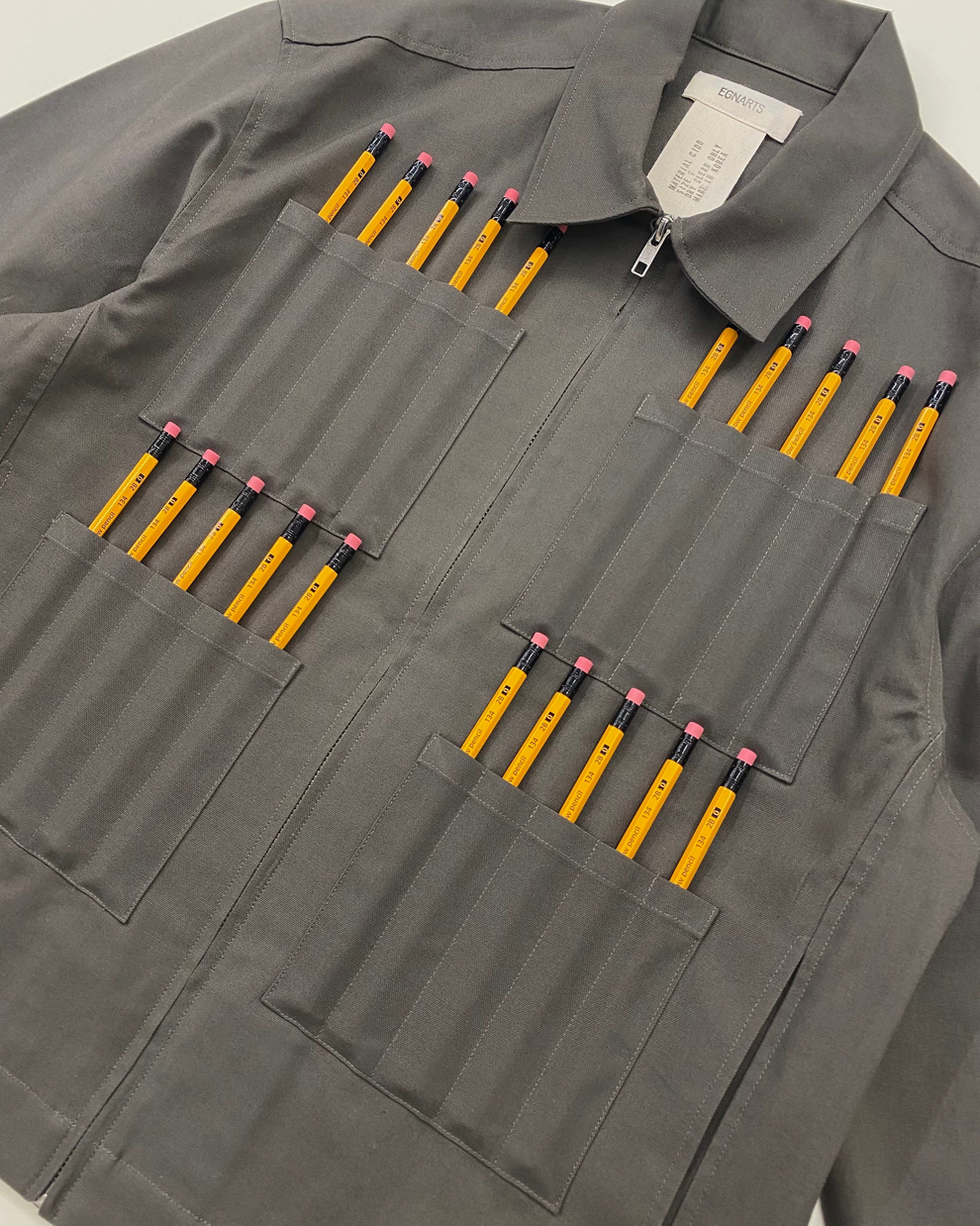 EGNARTS PEN JACKETS CHARCOAL – APOC STORE