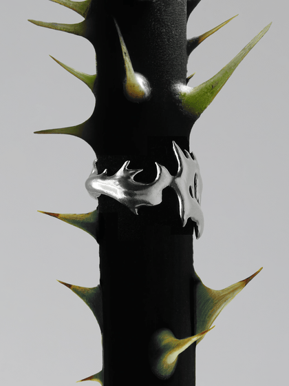 Miosis Design Mantis Thorns Ring – APOC STORE