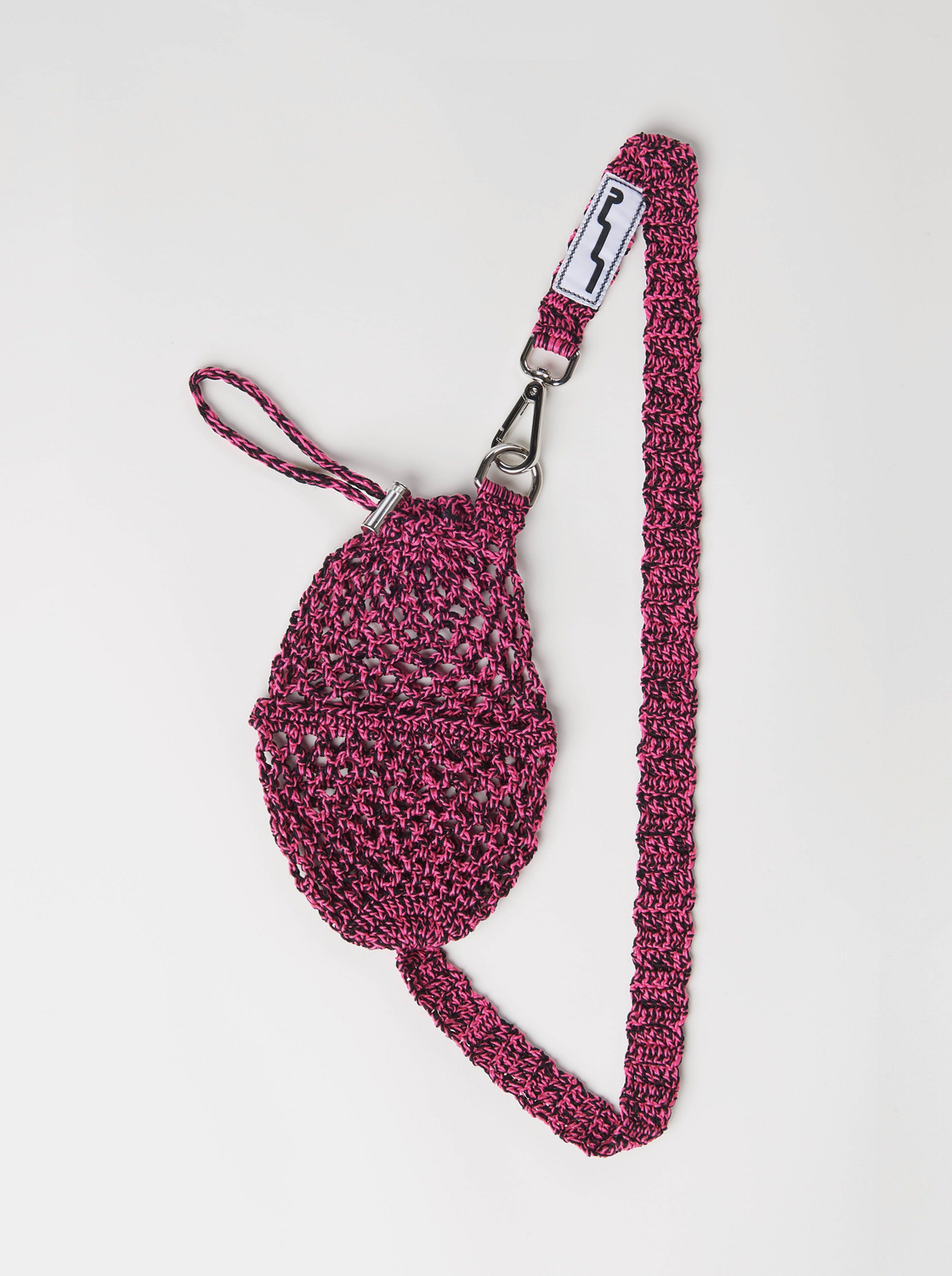 SSU Mesh Crossbody Bag BLACK/FUCSIA – APOC STORE