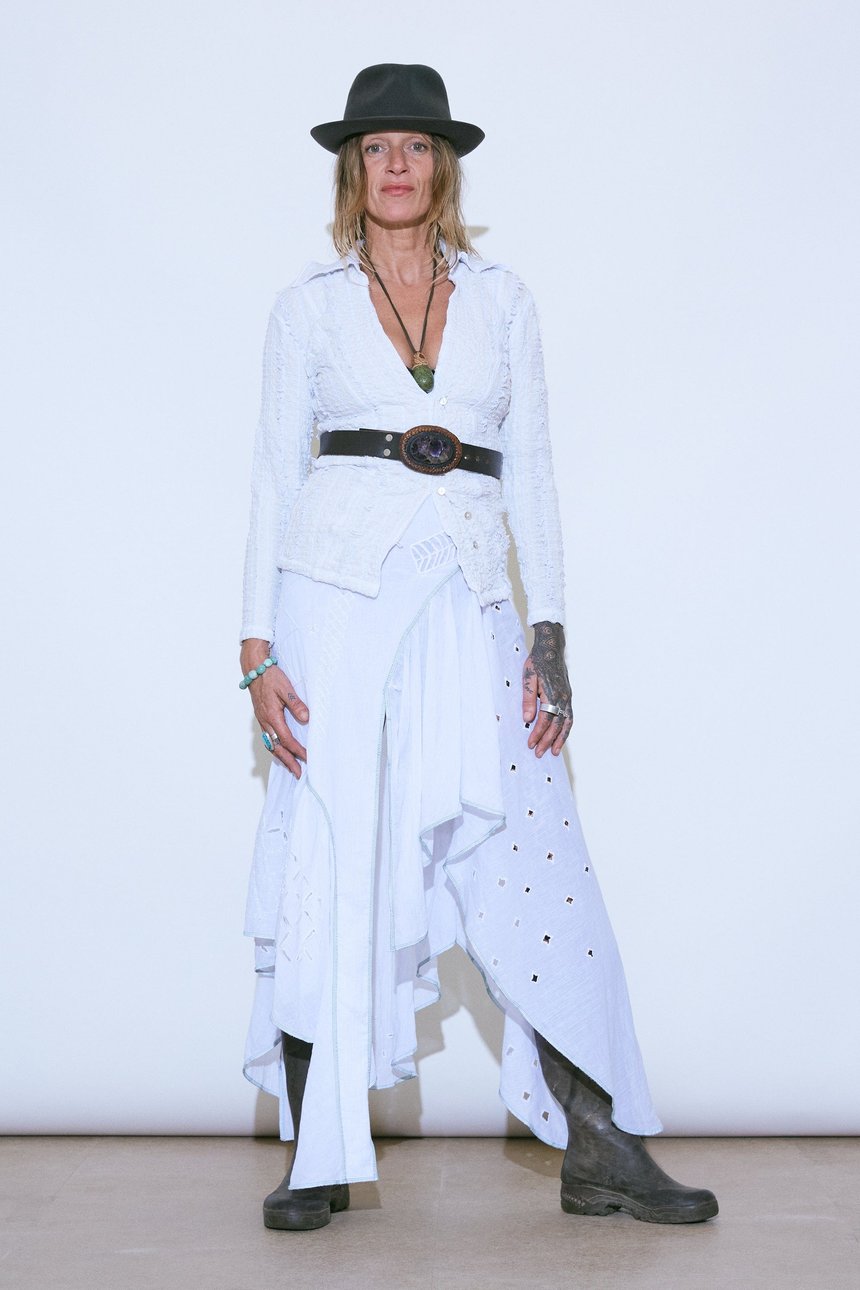 Luna Del Pinal Embroidered Diagonal Skirt w/ Green Overlock – APOC STORE