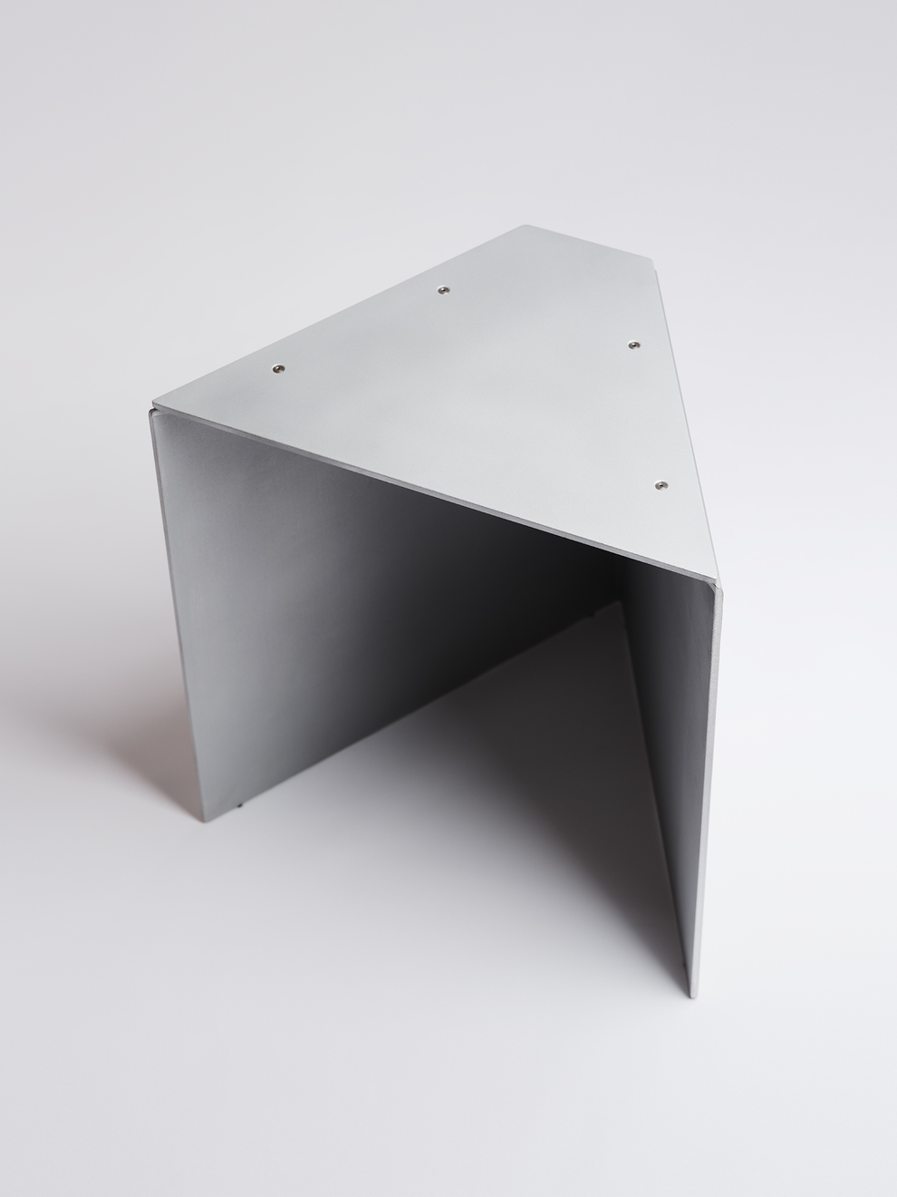 LS GOMMA Satellite Stool – APOC STORE