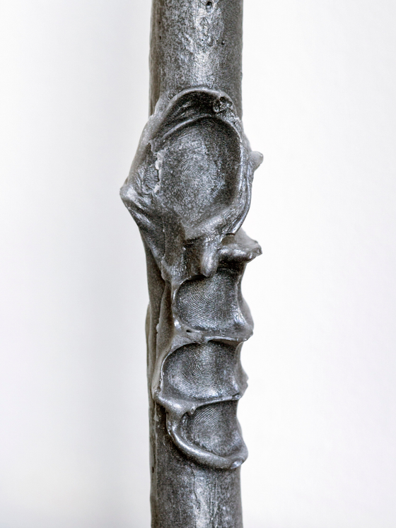 Kay Yoon Grab Holder – APOC STORE